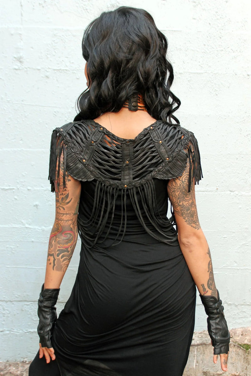 Princess shrug leather black – Heart & Hands